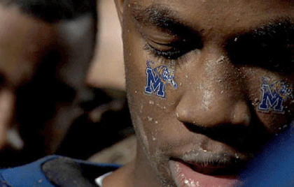 "Undefeated" review: Oscar-nominated and inspired - CBS News