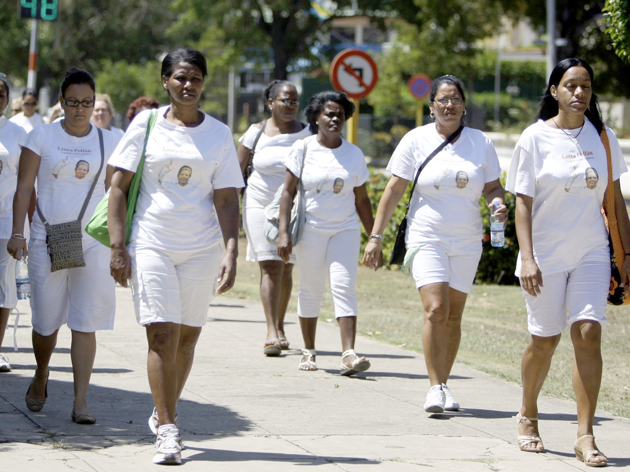 Cuba arrests dissidents ahead of papal visit - CBS News