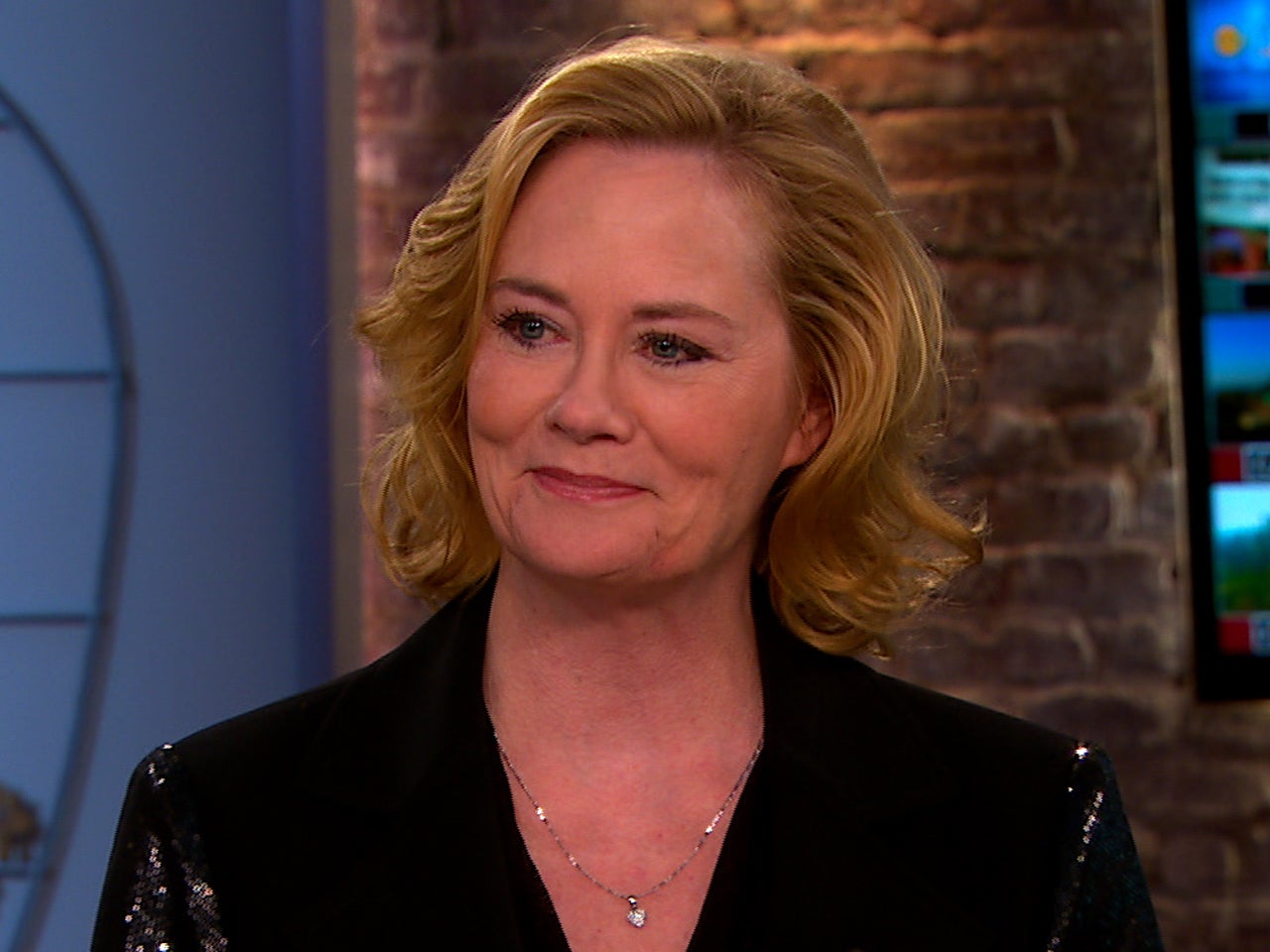 Cybill Shepherd: Women get better with age - CBS News