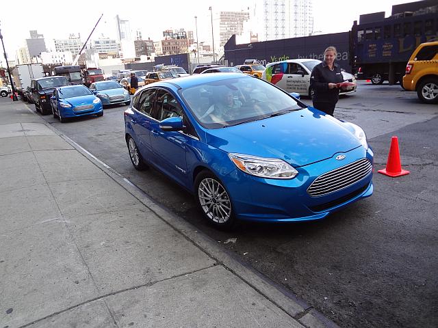Test driving the Ford Focus Electric - CBS News