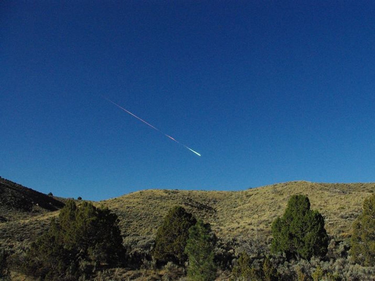 Remnants of meteor fireball found in California - CBS News