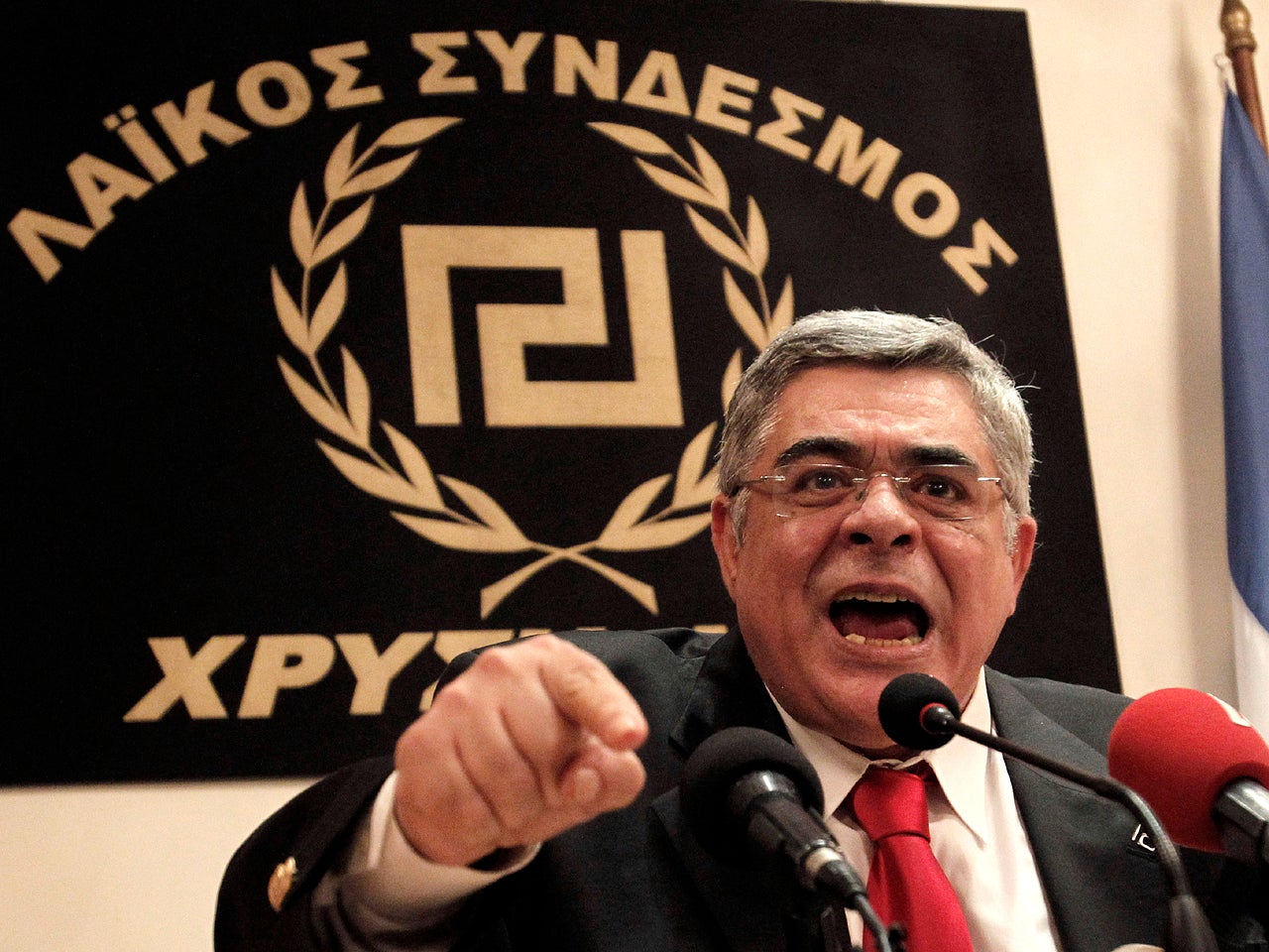 Greek chaos provides opening for far-right party - CBS News