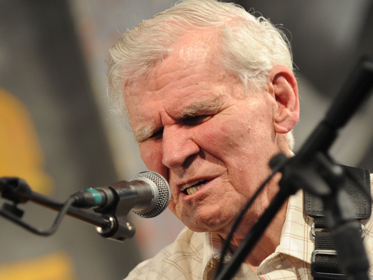 Doc Watson, folk guitar master, dead at 89 - CBS News