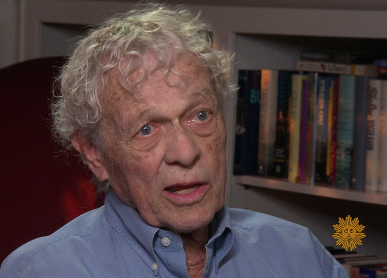 A keeper of Hollywood's secrets now spills them - CBS News