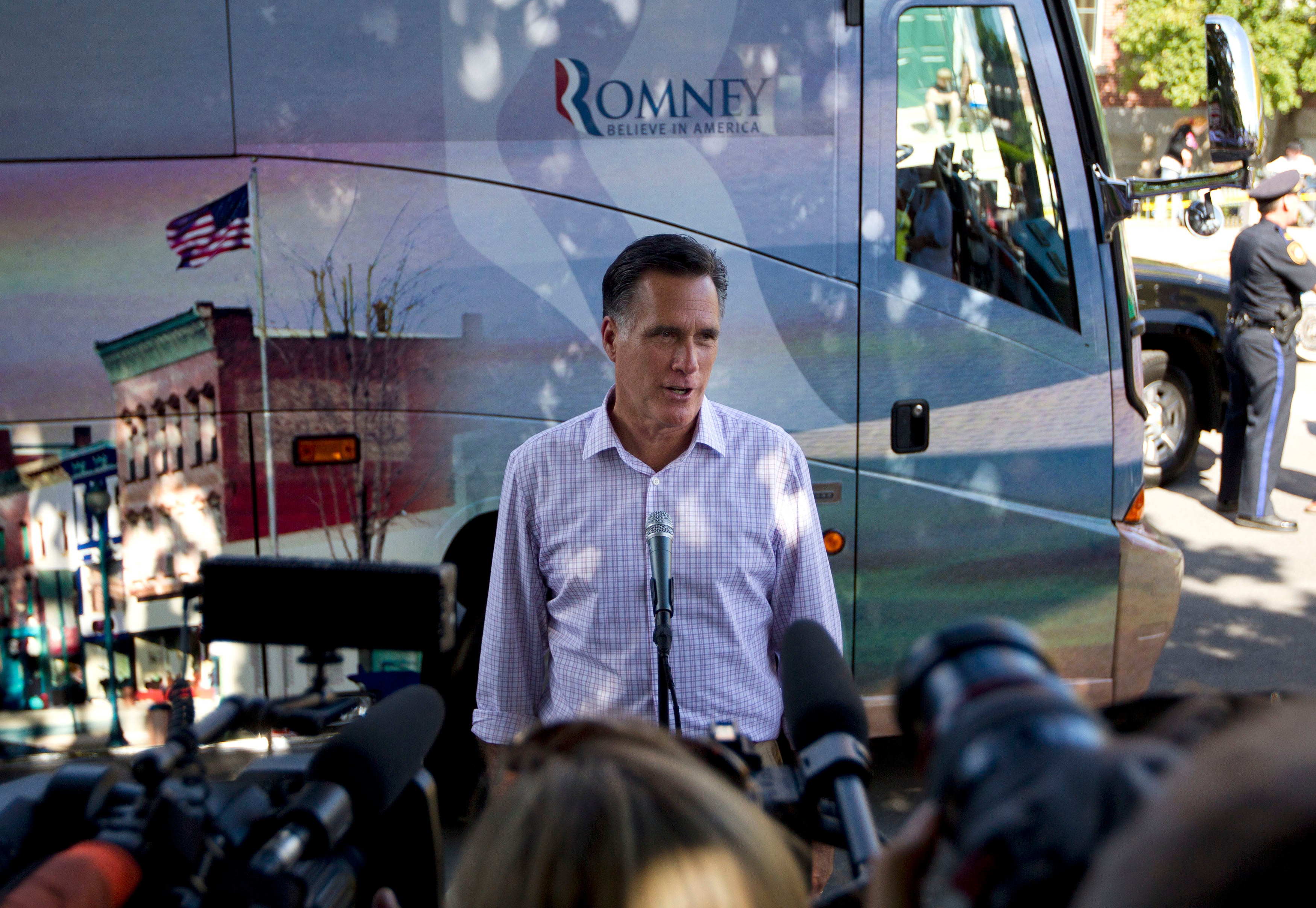 Romney: Obama has made it harder to get permanent immigration solution ...