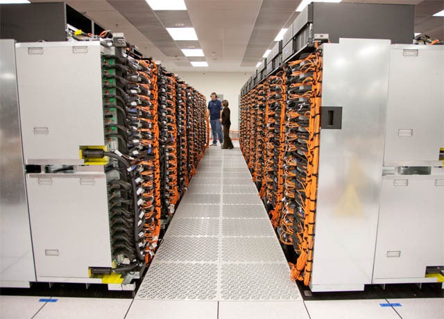 U.S. reclaims crown of world's fastest supercomputer - CBS News