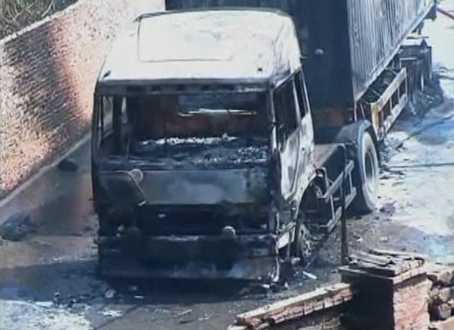 Gas truck crash in China sparks fire, kills 20 - CBS News