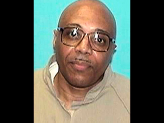 Ill. man leaves prison after murder case dropped - CBS News