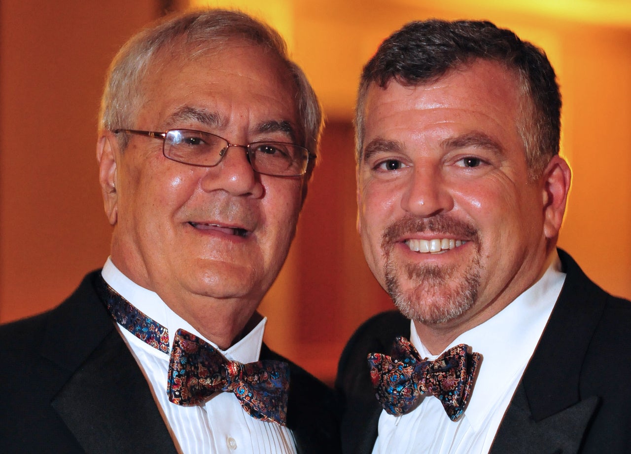 Rep. Barney Frank marries longtime partner - CBS News