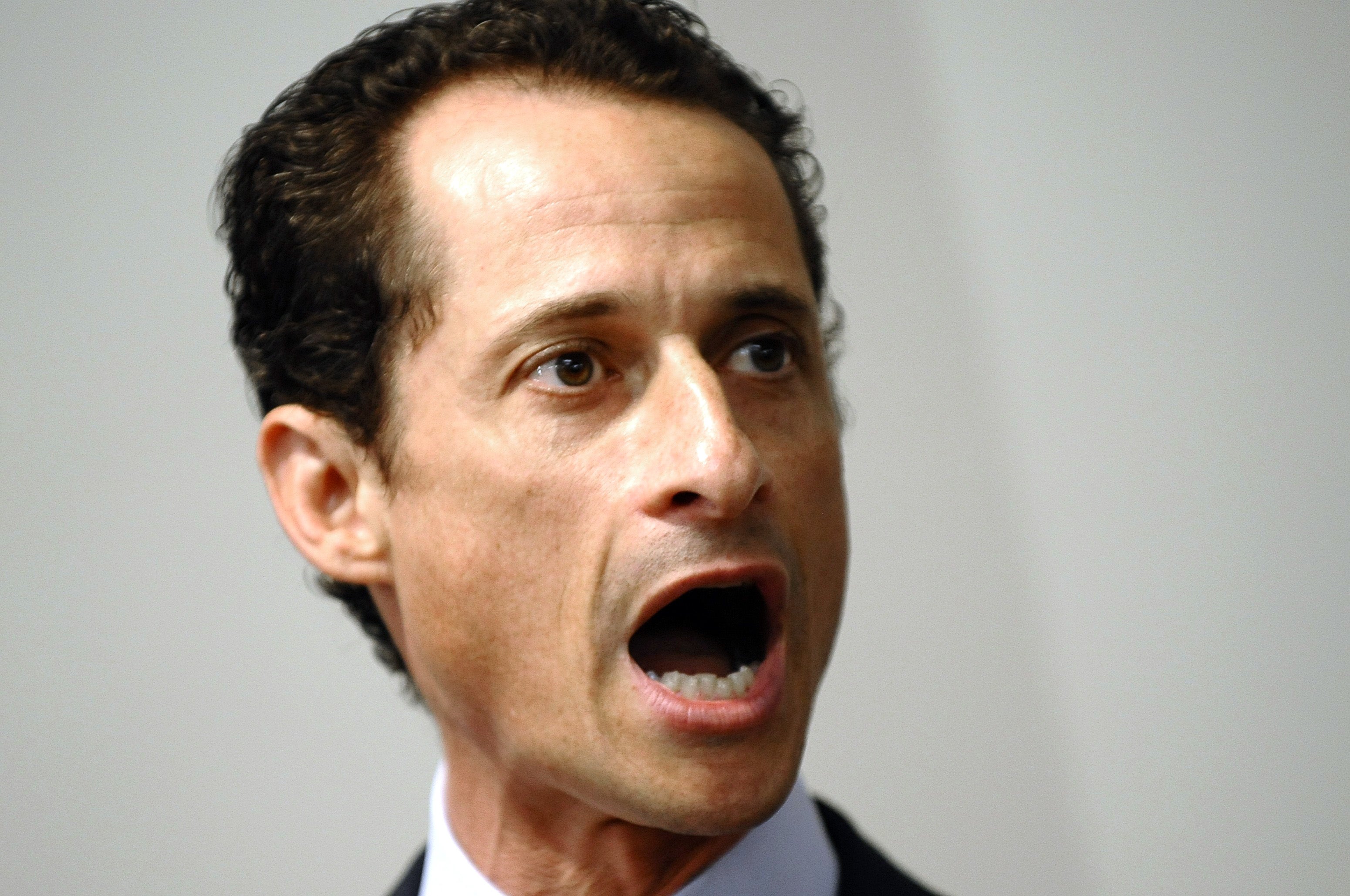 Is Anthony Weiner preparing for a comeback? - CBS News