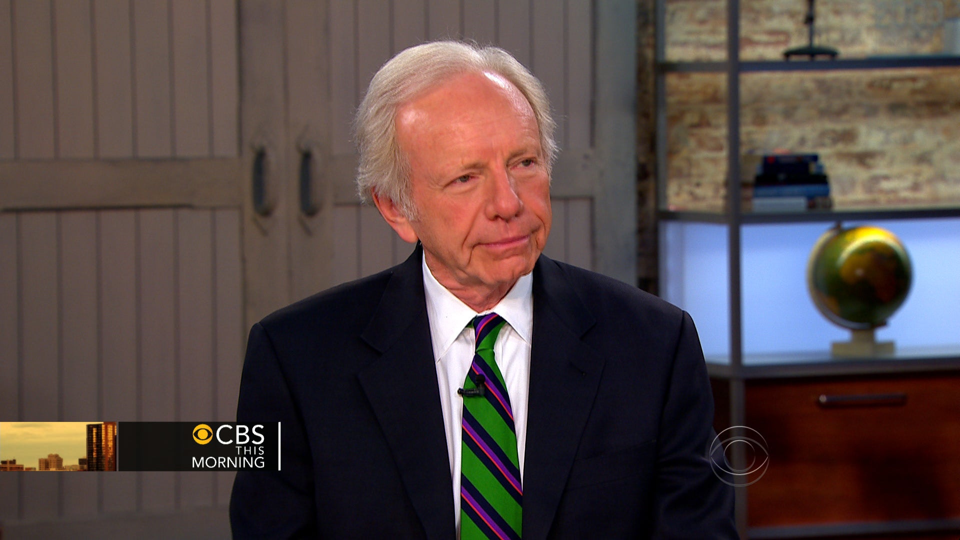 Lieberman says he'd give Syrian rebels weapons - CBS News