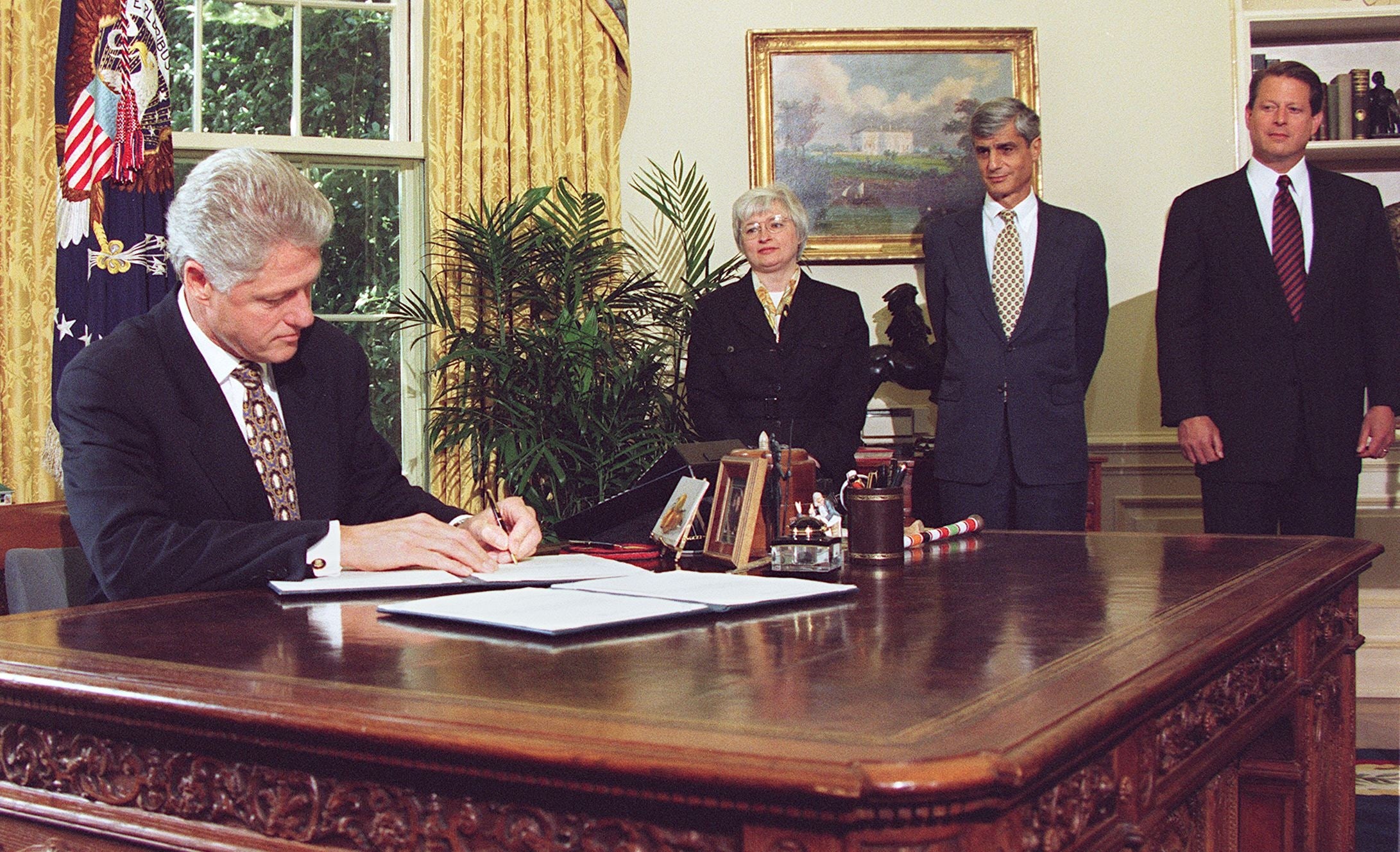 15 Years After Its Brief Existence Line item Veto Eludes Presidents