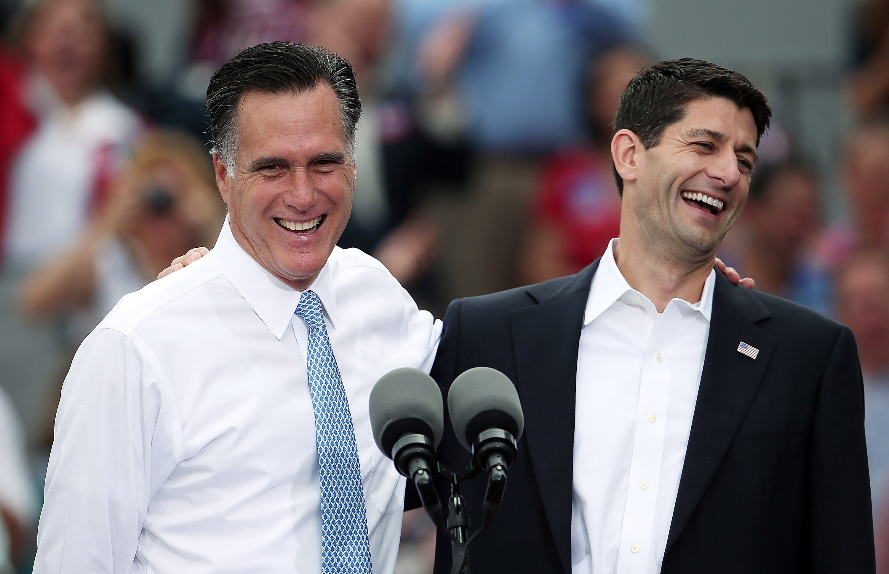 Romney and Ryan introduce each other as 'America's Comeback Team' - CBS ...