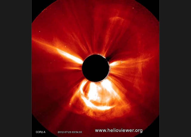 Super-fast solar flare spotted by NASA satellite - CBS News