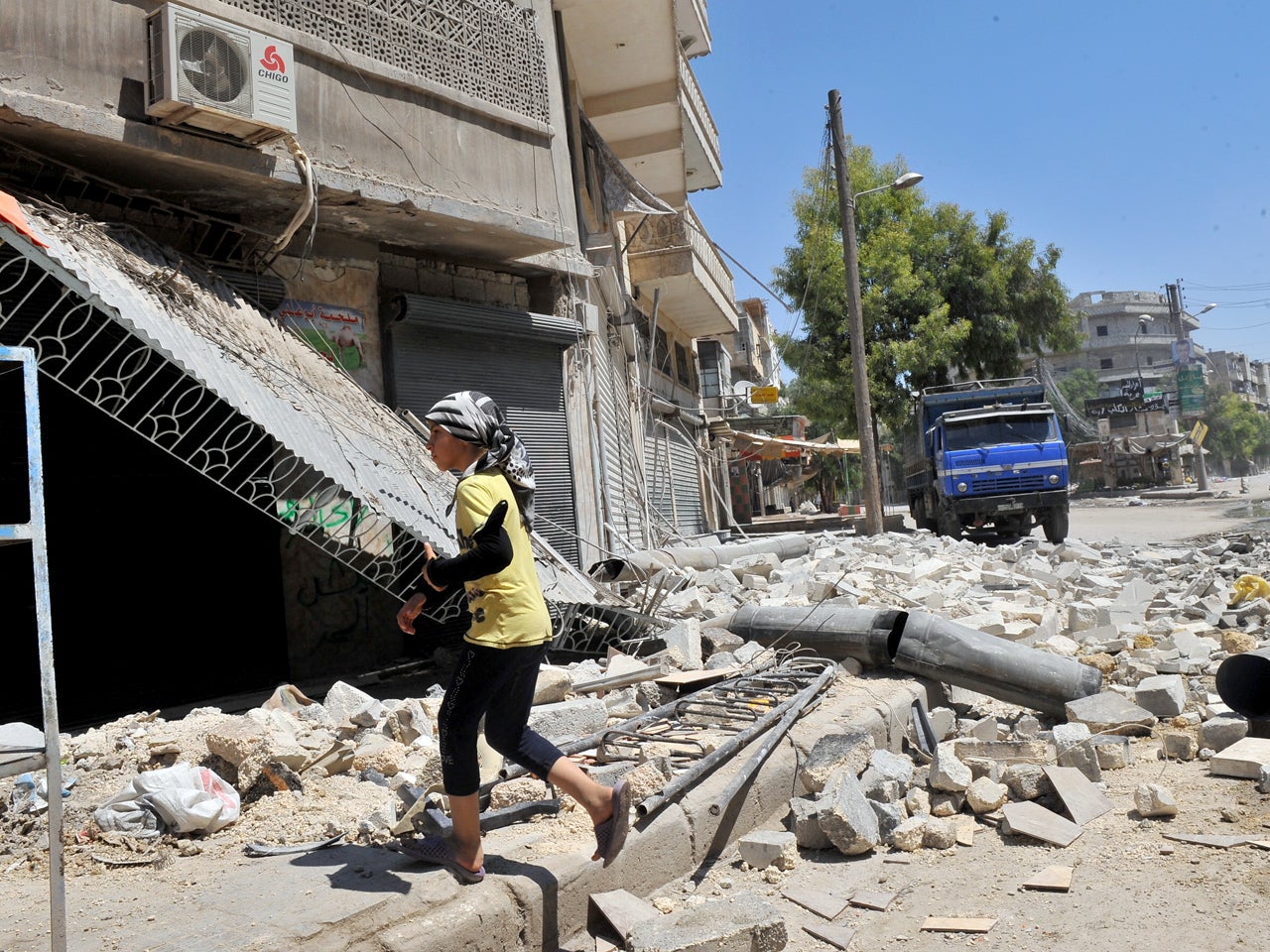 Japanese journalist killed in Syria - CBS News