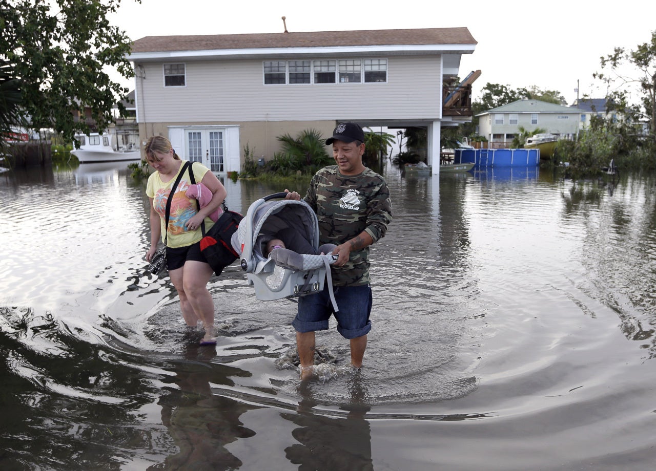 Waters recede in Louisiana, leaving sopping mess - CBS News