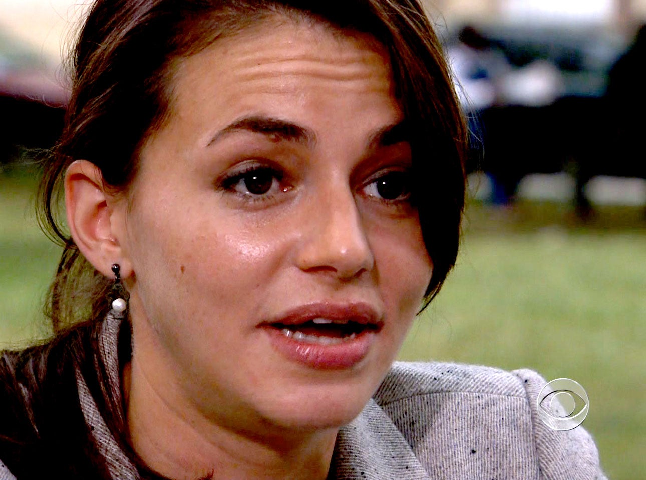 Women's vote hinges on social issues, pocketbook - CBS News