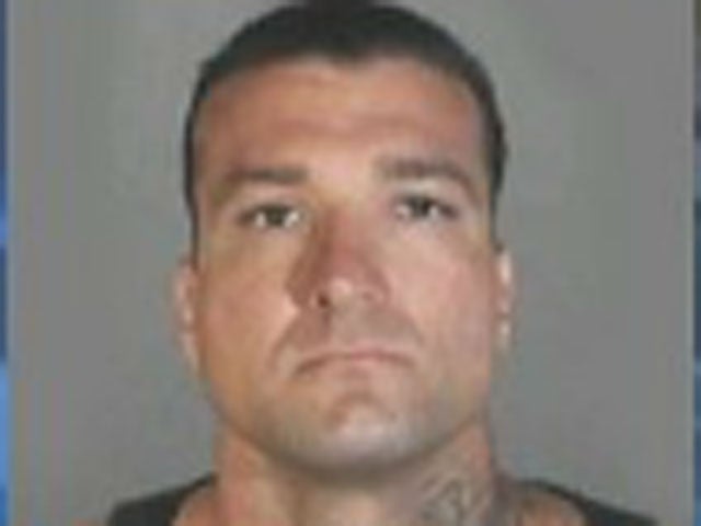 Graffiti "artist" caught in sheriff's bathroom - CBS News