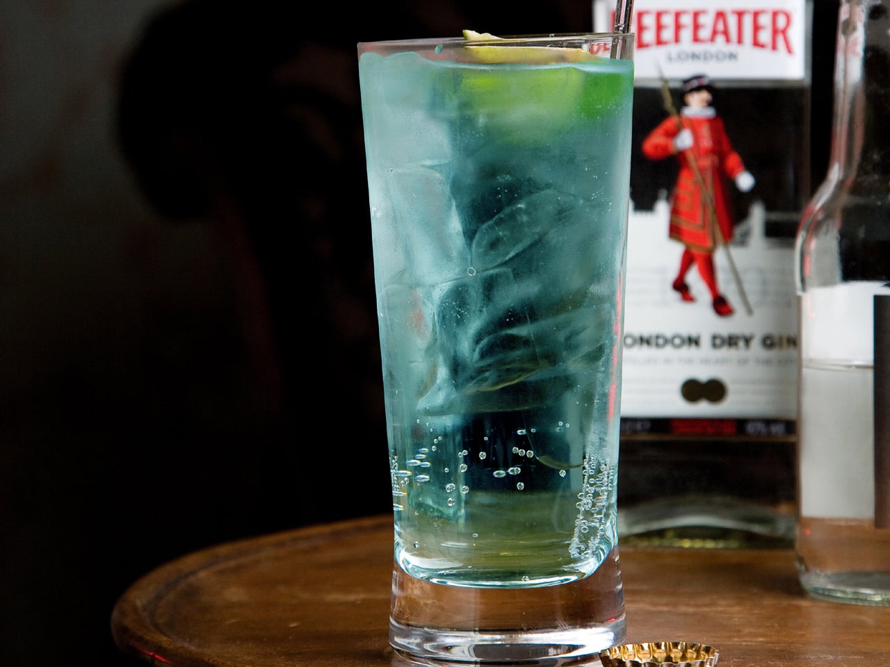 Raise a glass to these Emmys drink recipes - CBS News