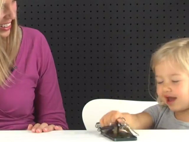 More iPhone 5 problems: scuffed out of the box - CBS News