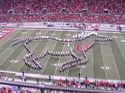 The Ohio State University Marching Band pays tribute to video games at ...