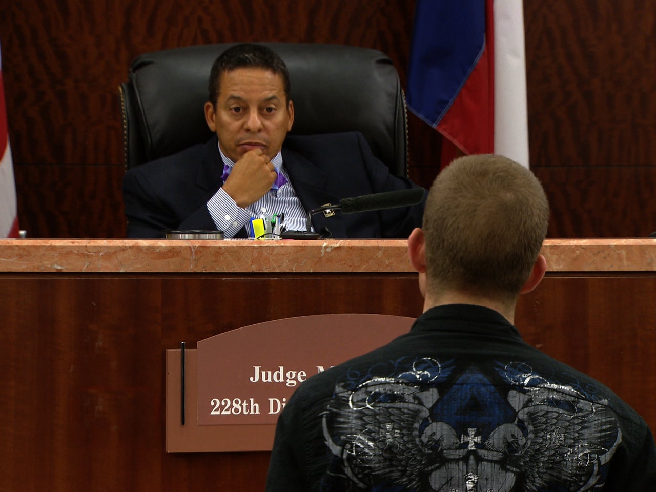 Alternate justice program for vets who break law - CBS News