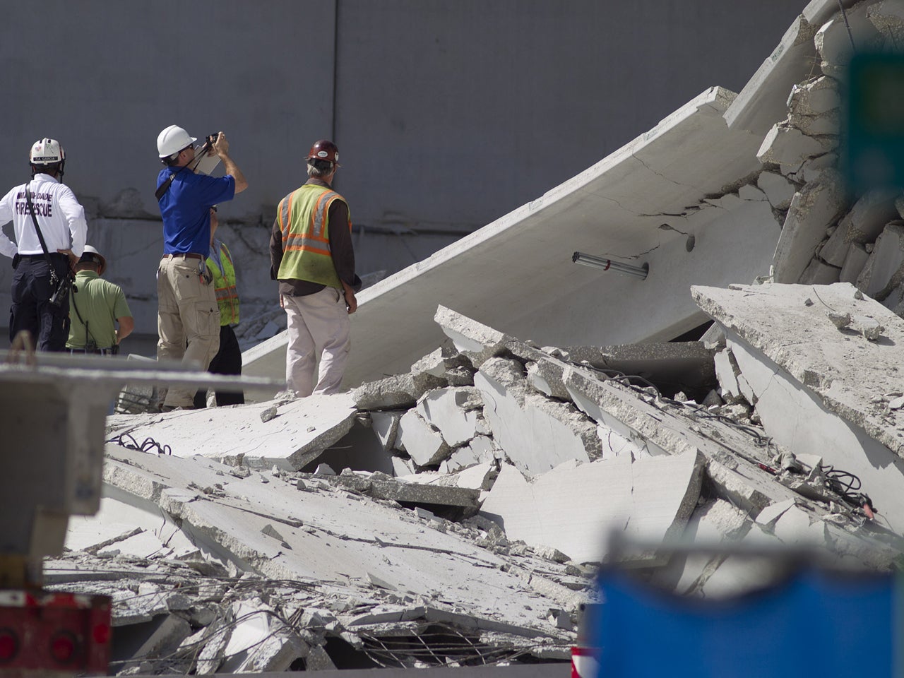 Fla. garage collapse survivor describes ordeal - CBS News