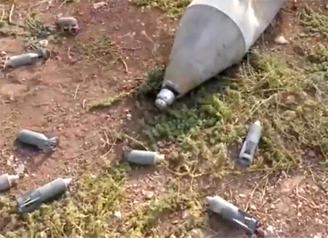 Rights group: Syria using cluster bombs - CBS News