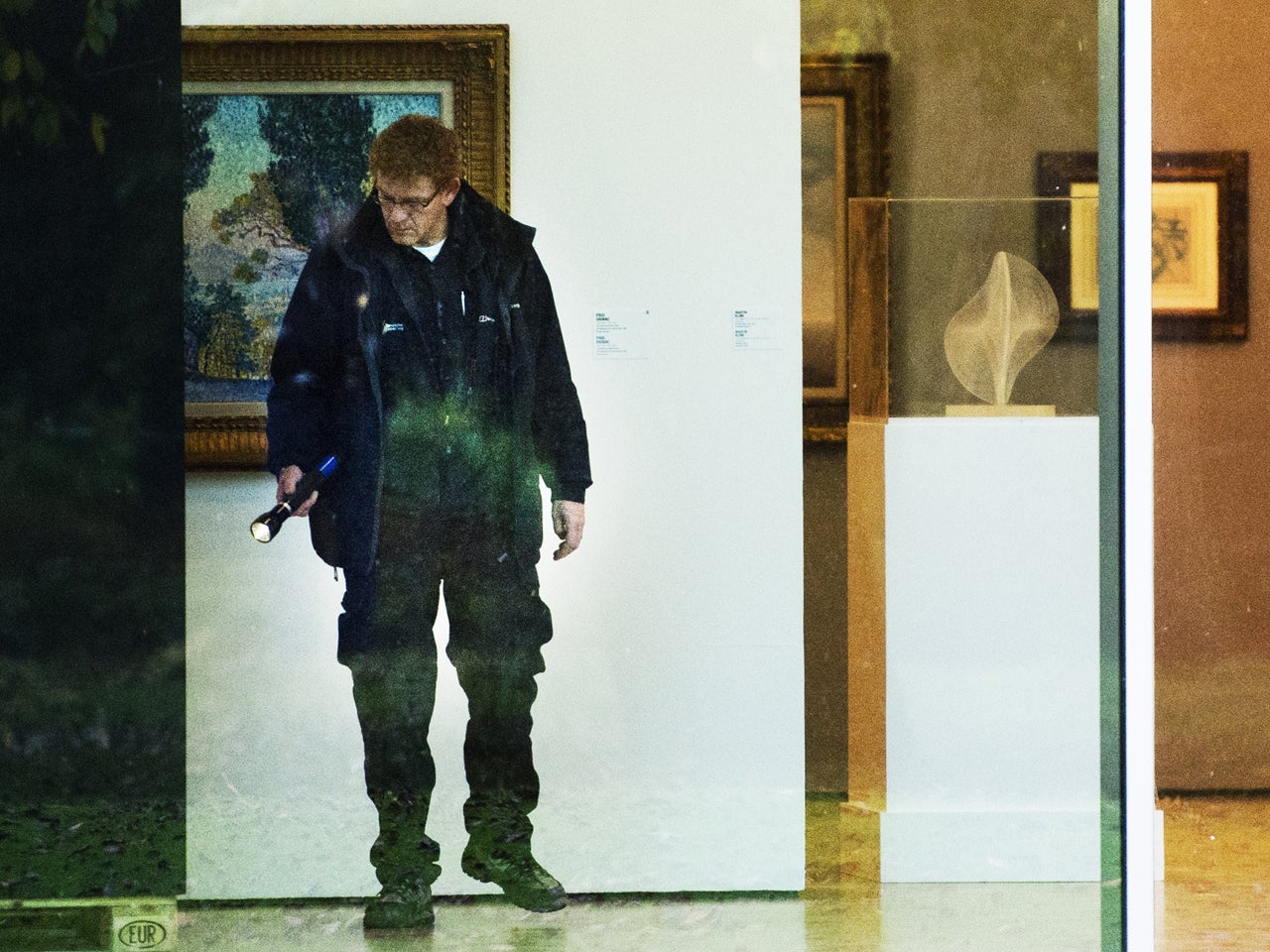 Major heist of modern art at Dutch museum - CBS News