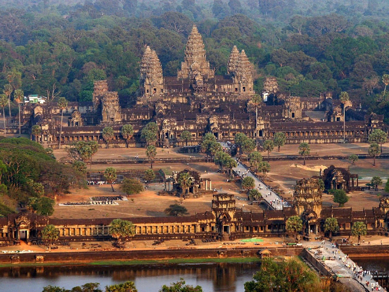 Mystery of Angkor Wat's huge stones solved - CBS News