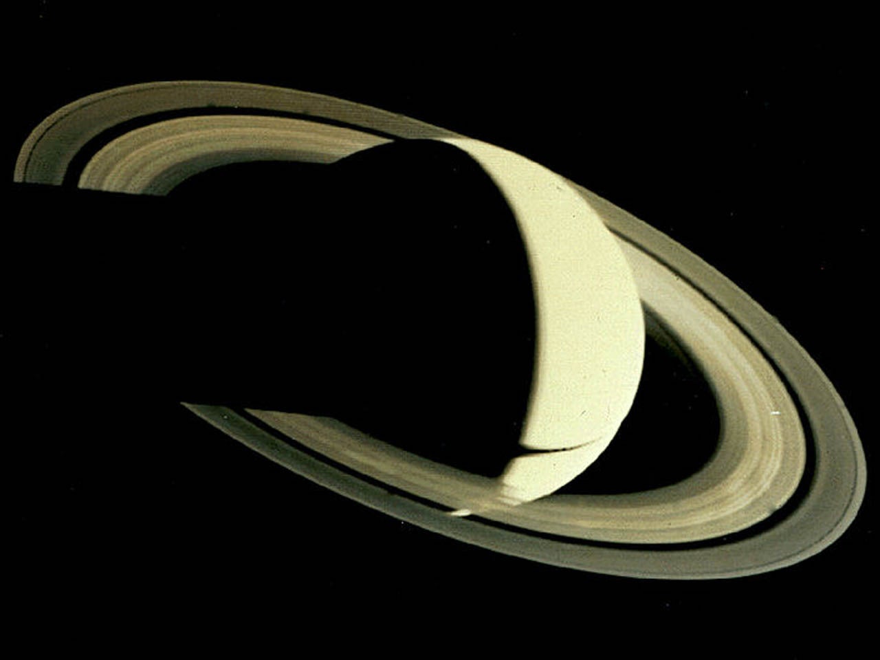 Watch: Voyager 1's groundbreaking images of Saturn - CBS News