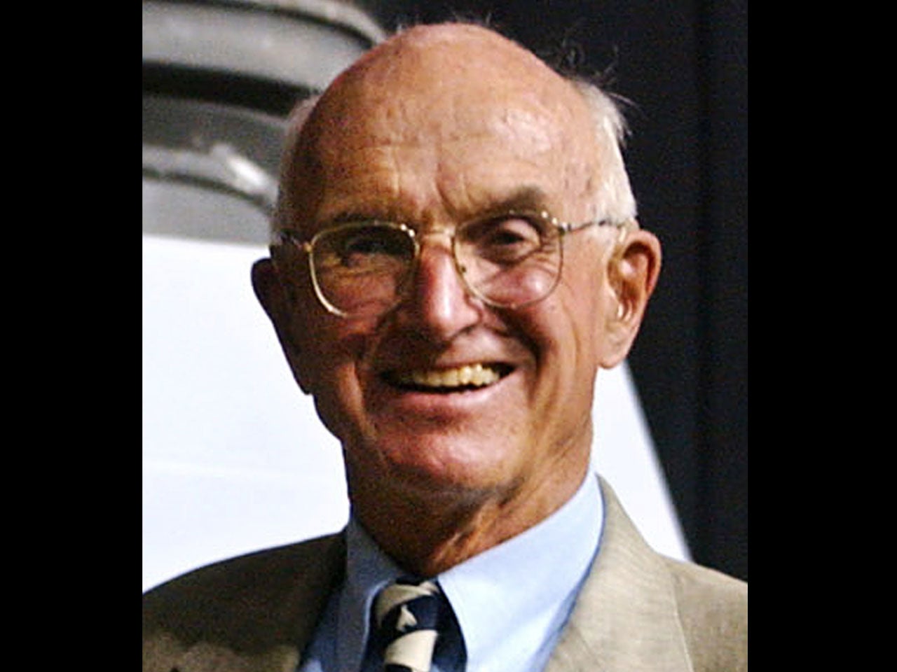 Kidney transplant pioneer Joseph Murray dead at 93 - CBS News