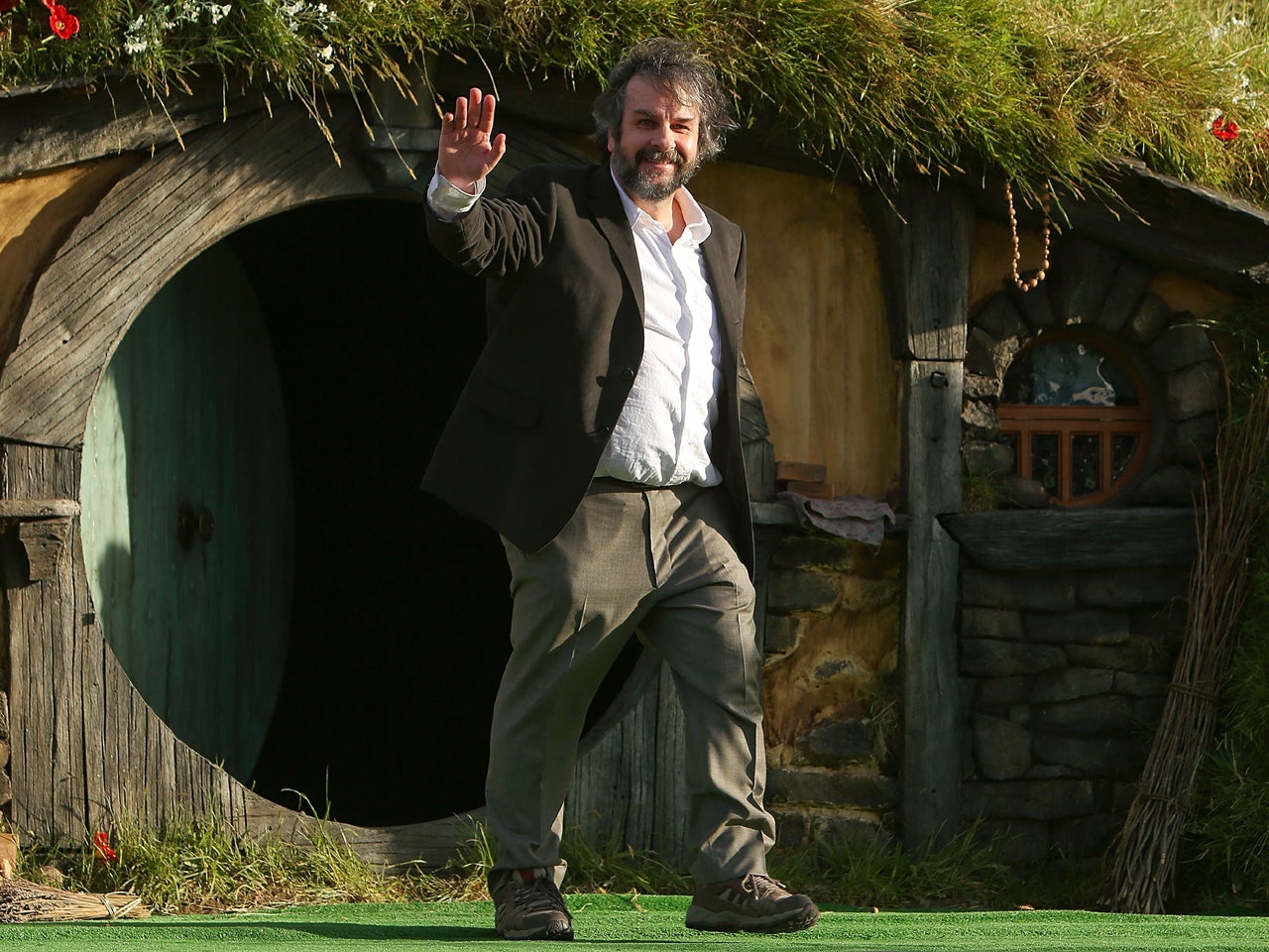 "The Hobbit: An Unexpected Journey" premieres in New Zealand - CBS News