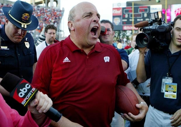 Barry Alvarez to coach Wisconsin in Rose Bowl after Bret Bielema's ...