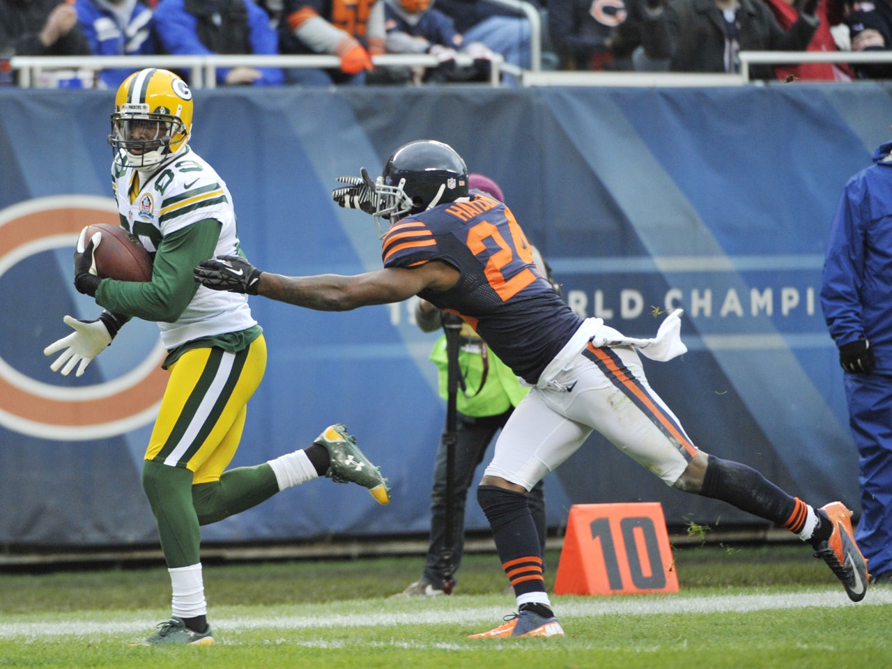 Packers clinch NFC North; Week 15 NFL roundup - CBS News