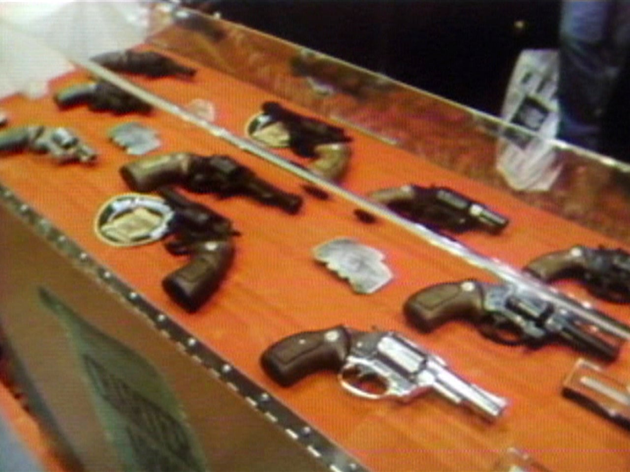 1977: A rare inside look at the NRA - CBS News