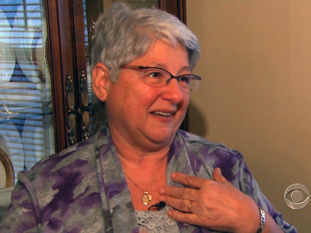 Strangers reach out to help New York woman after superstorm Sandy - CBS ...