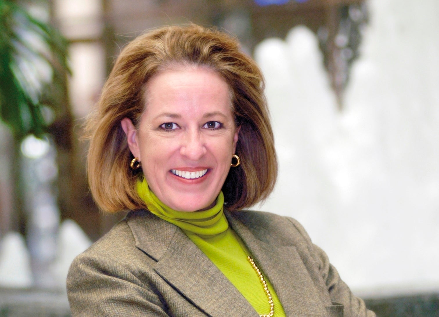 Stephen Colbert's sister will run for Congress - CBS News