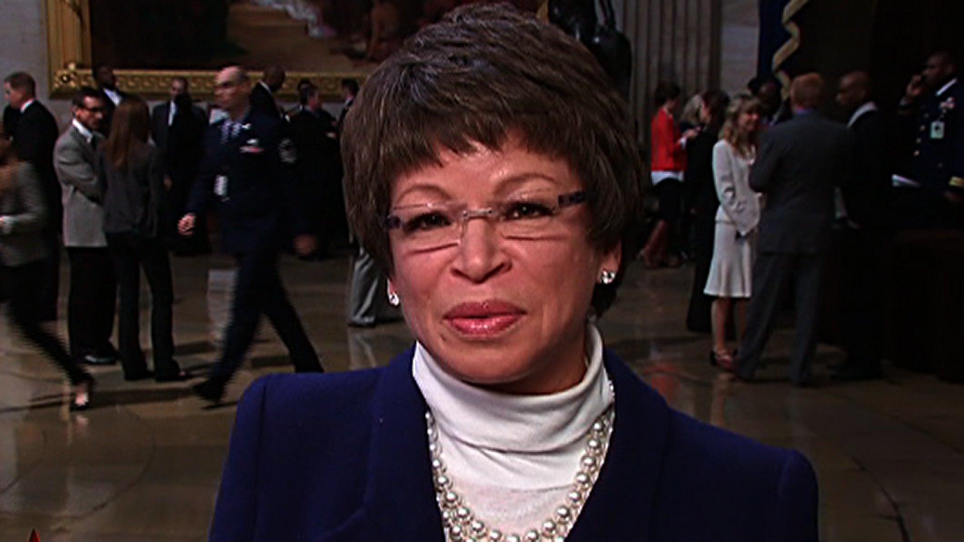 Valerie Jarrett: Obama not cocky, but confident - CBS News