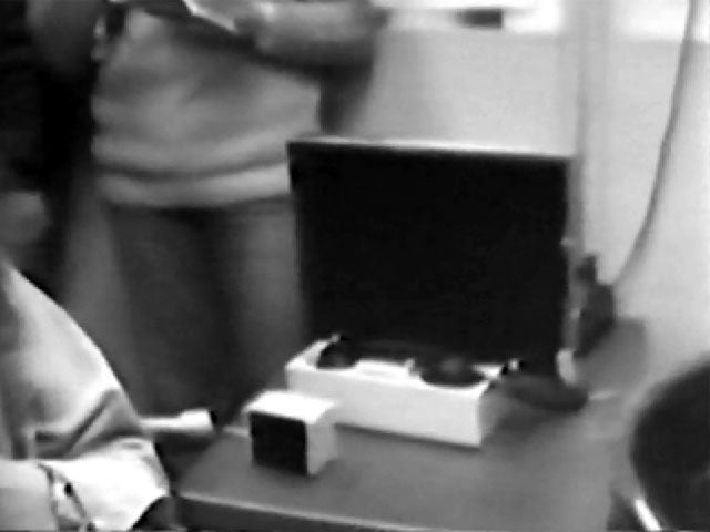 Watch: Talking computer orders a pizza in 1974 - CBS News