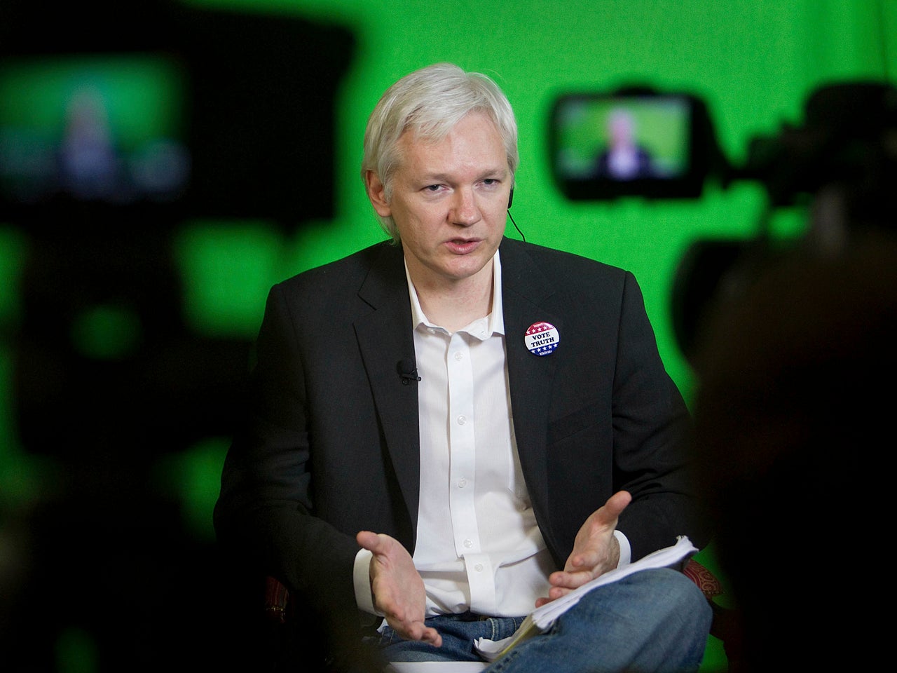 WikiLeaks founder blasts upcoming film about him - CBS News