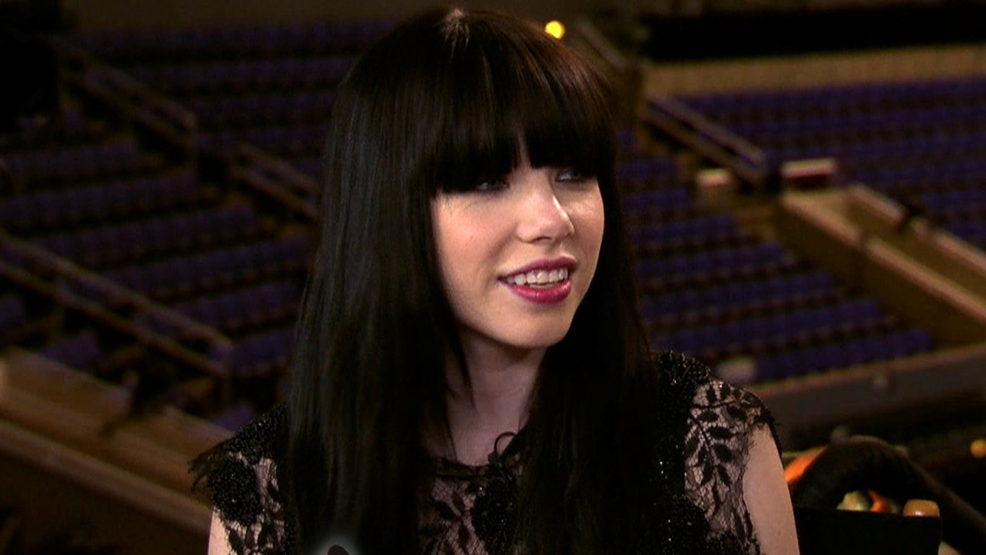 Carly Rae Jepsen on her "Cinderella" experience, Justin Beiber - CBS News
