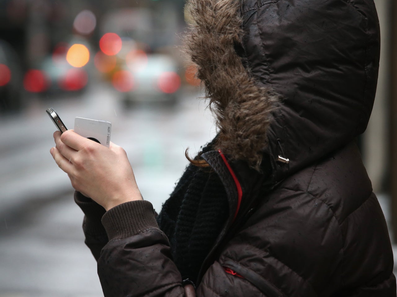 Weathering the blizzard with social media - CBS News