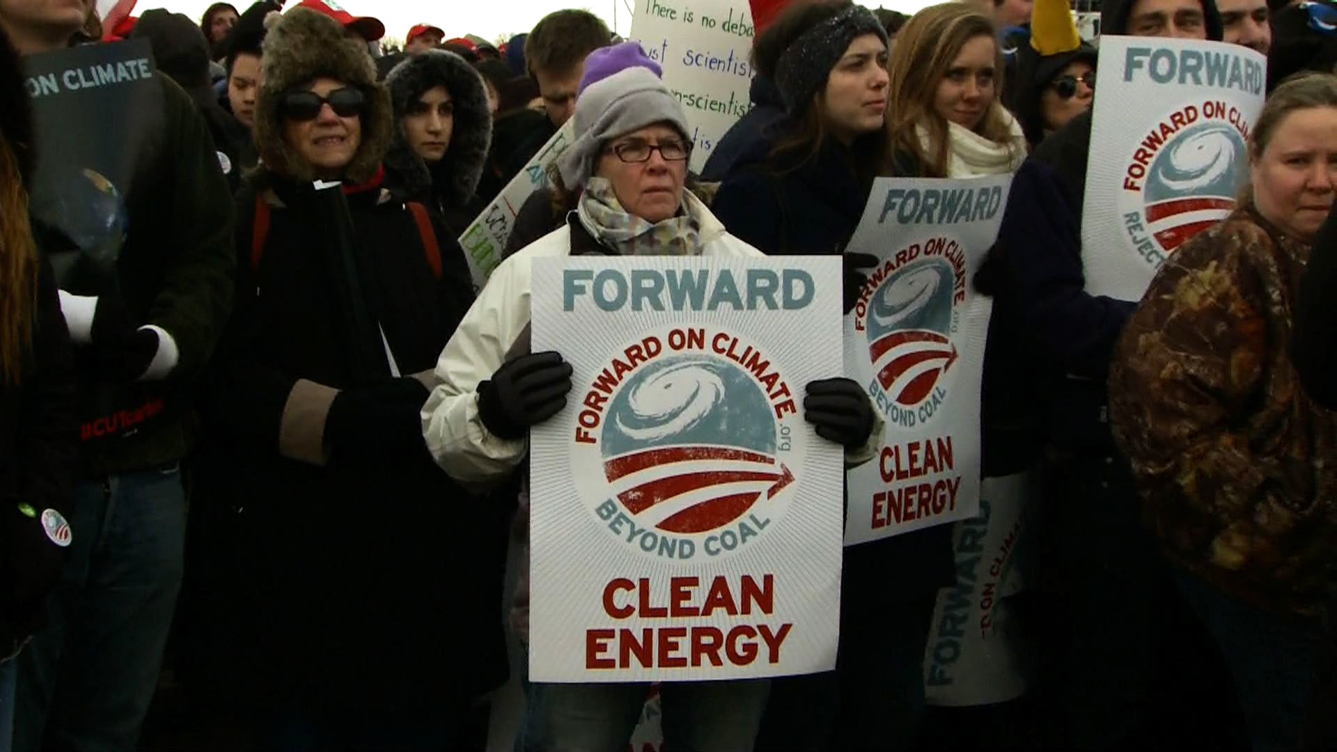 Thousands march in D.C. to protest Keystone pipeline - CBS News