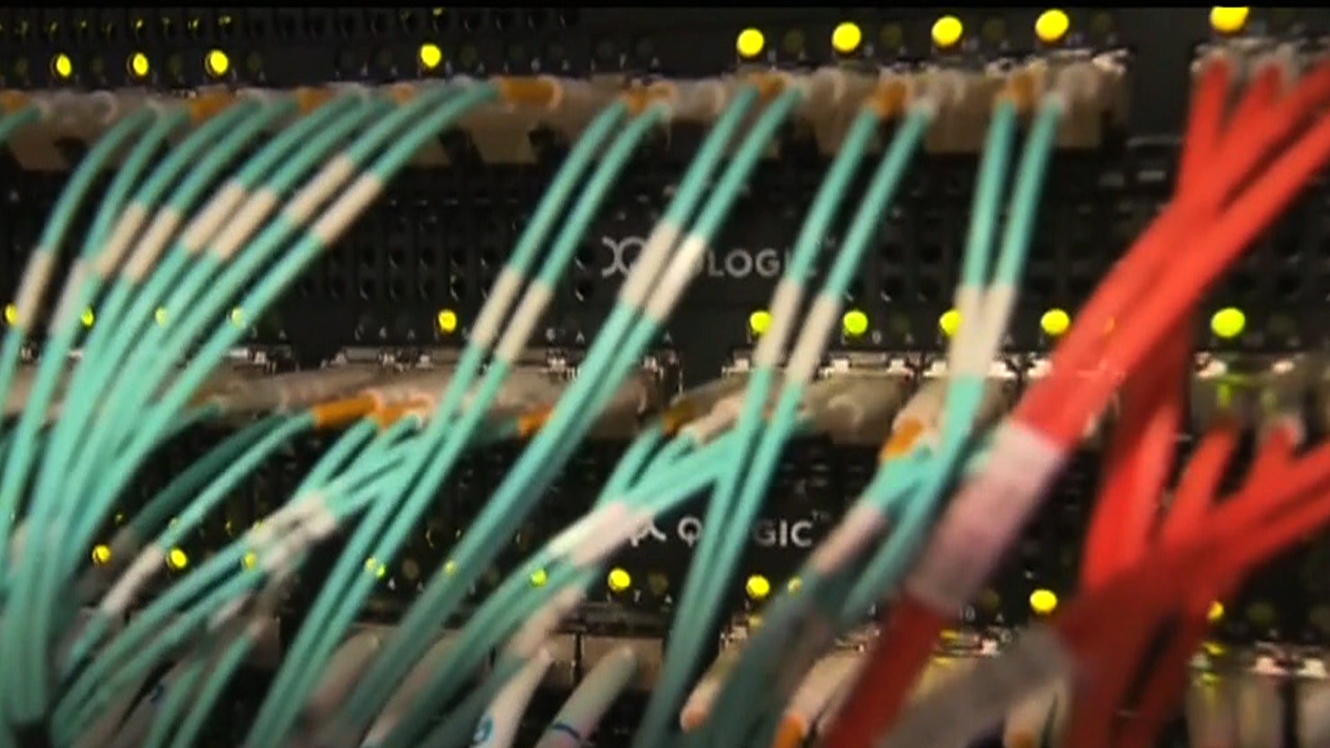 Network Solutions outage blamed on hacking - CBS News