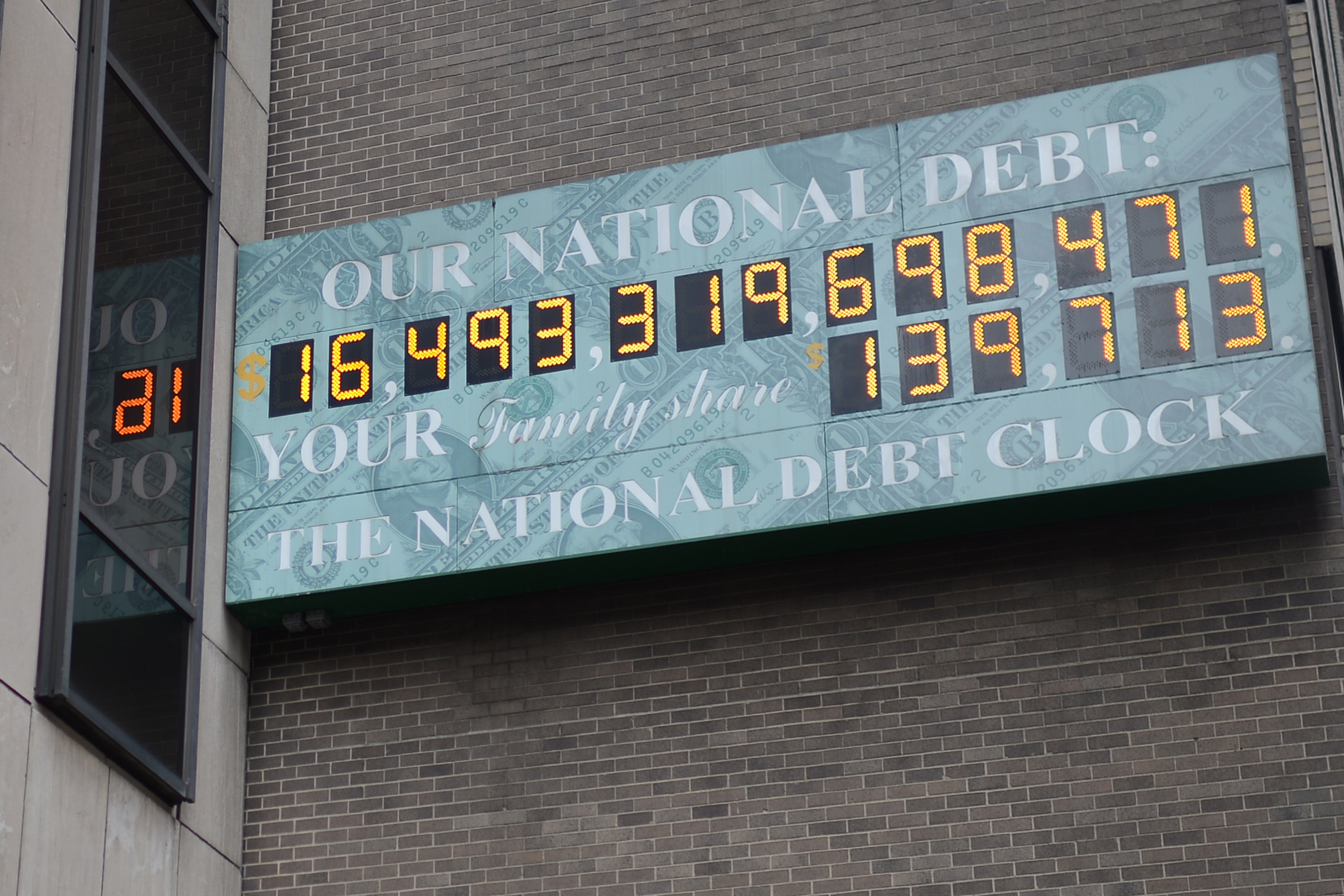 National debt up $6 trillion since Obama took office - CBS News
