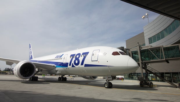 Boeing: Dreamliner completes "final" test flight - CBS News