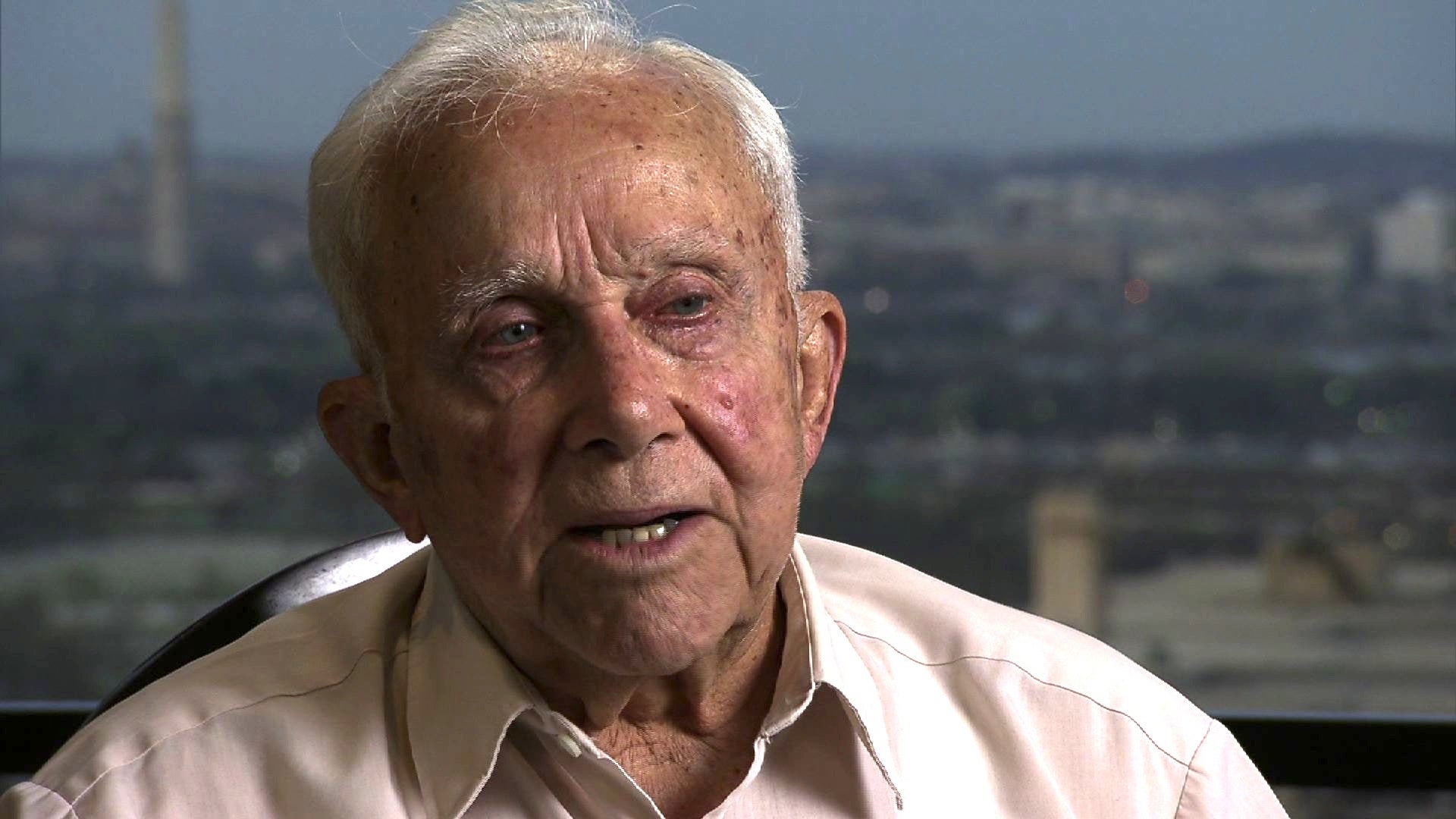 Ex-POW: Medal of Honor recipient "was a selfless man" - CBS News