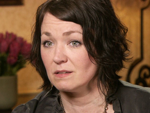 Marathon spectator ran toward danger to help child - CBS News