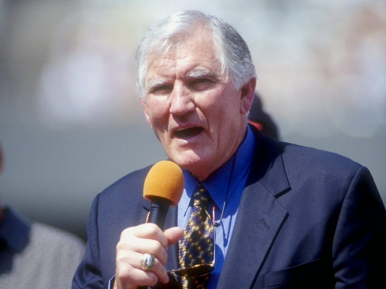 NFL Hall of Famer: Parkinson's symptoms go beyond motion problems - CBS ...